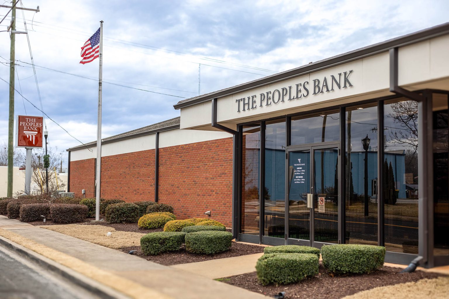 Locations & Hours | The Peoples Bank